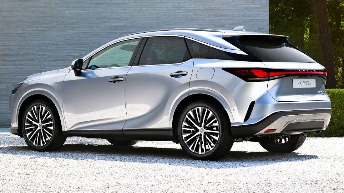 StriveME - rx لكزس 2023 في السعودية اسعار ومواصفات السيارة اليابانية الفاخرة